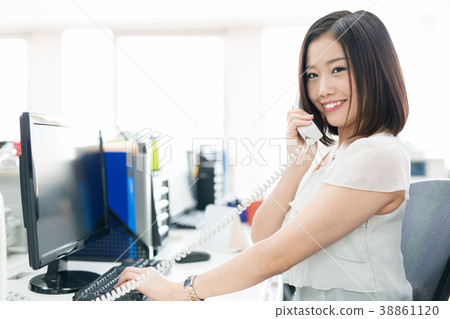 Telephone office worker - Stock Photo [38861120] - PIXTA