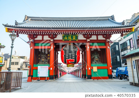 Sensoji Temple Kaminarimon Early morning... - Stock Photo [40570335 ...