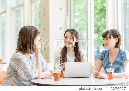 University student / professional student image - Stock Photo [41276027 ...