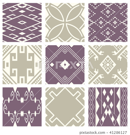 Classic vintage elegant violet seamless pattern - Stock Illustration ...