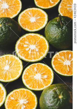 King mandarin fruits-Orange slices-Orange peels - Stock Image - Everypixel