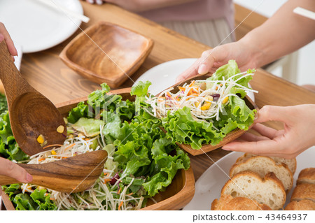 Separate vegetables - Stock Photo [43464937] - PIXTA