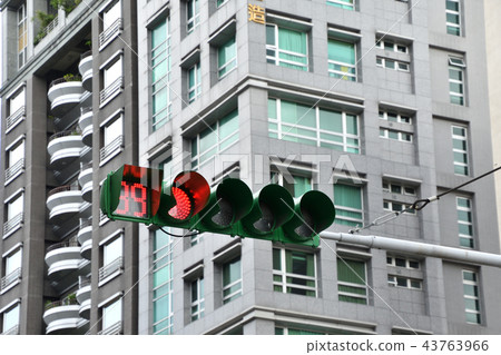 Taiwan traffic light - Stock Photo [43763966] - PIXTA