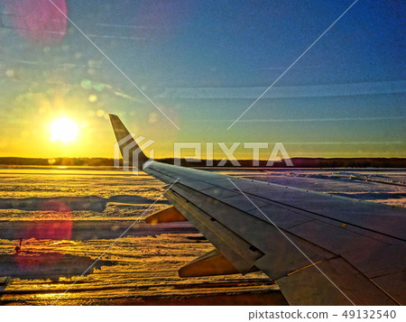 Wing and sun - Stock Illustration [49132540] - PIXTA