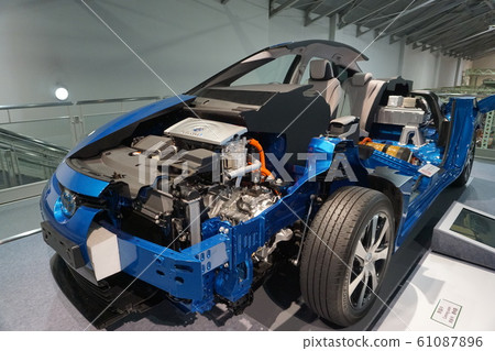 Toyota MIRAI fuel cell system - Stock Photo [61087896] - PIXTA