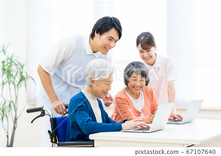 Care senior woman hospital helper carer - Stock Image - Everypixel