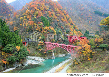 Kurobe Canyon Torokko Railway - Stock Photo [67496048] - PIXTA