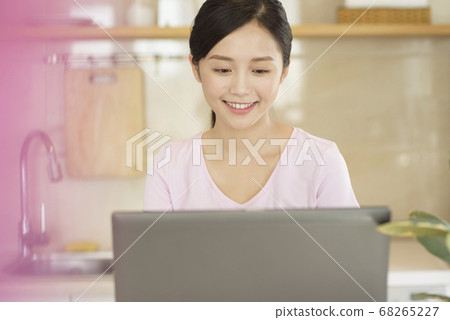 Women business, stay home, WFH - Stock Photo [68265227] - PIXTA