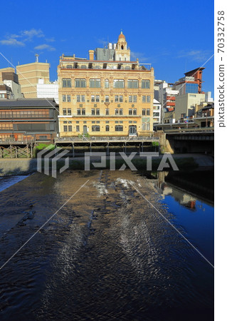 Kyoto Gion Shijo-Restaurant with a cool floor... - Stock Photo ...