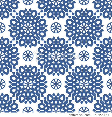 Blue and white vintage seamless pattern. - Stock Illustration [71453154 ...