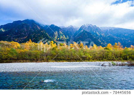 Autumn leaves in Kamikochi, Nagano Prefecture - Stock Photo [78445656 ...