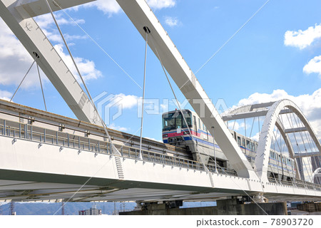 Torikai Ohashi, Osaka Monorail crossing the... - Stock Photo [78903720 ...