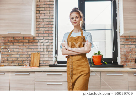 woman kitchen apartment kitchen utensils...-照片素材（圖片） [90059709] - PIXTA圖庫