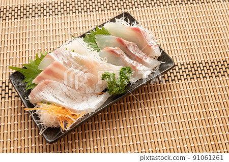 Snapper sashimi - Stock Photo [91061261] - PIXTA