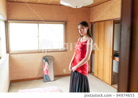ennui young woman - Stock Photo [94974655] - PIXTA