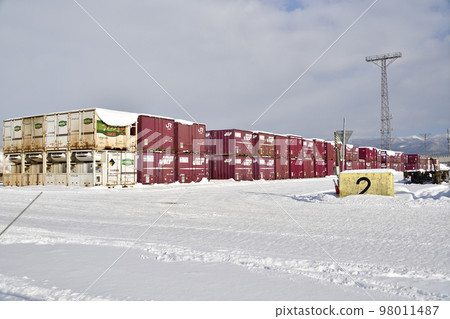 Photographing the scenery of the container... - Stock Photo [98011487 ...