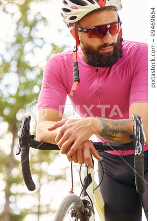 Close up portrait of a handsome cyclist - Stock Photo [99469664] - PIXTA