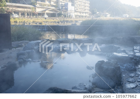 Open-air bath at Misasa Onsen - Stock Photo [105977662] - PIXTA