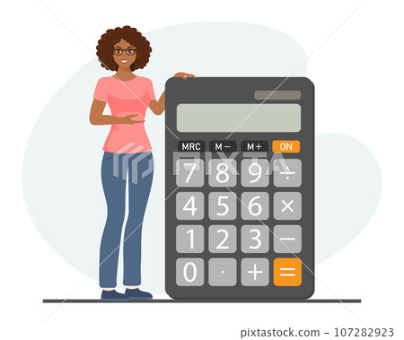 A woman stands next to a calculator. Financial...-插圖素材 [107282923 ...