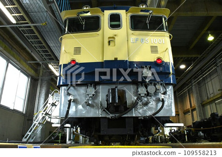 EF65型電力機車（EF65 1001型）帶電-照片素材（圖片） [109558213] - PIXTA圖庫