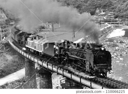 [Super rare] (Showa era record) D51+DD51+D51... - Stock Photo [110066225] - PIXTA