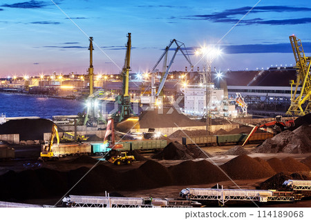 Dry bulk cargo terminal, handling coal at night. - Stock Photo ...