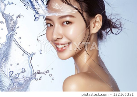 Splashes of water and Japanese women's skin... - Stock Illustration ...