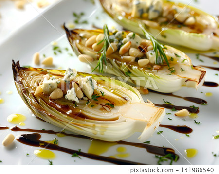 roasted endives with chopped nuts herbs and...-插圖素材 [131986540] - PIXTA圖庫